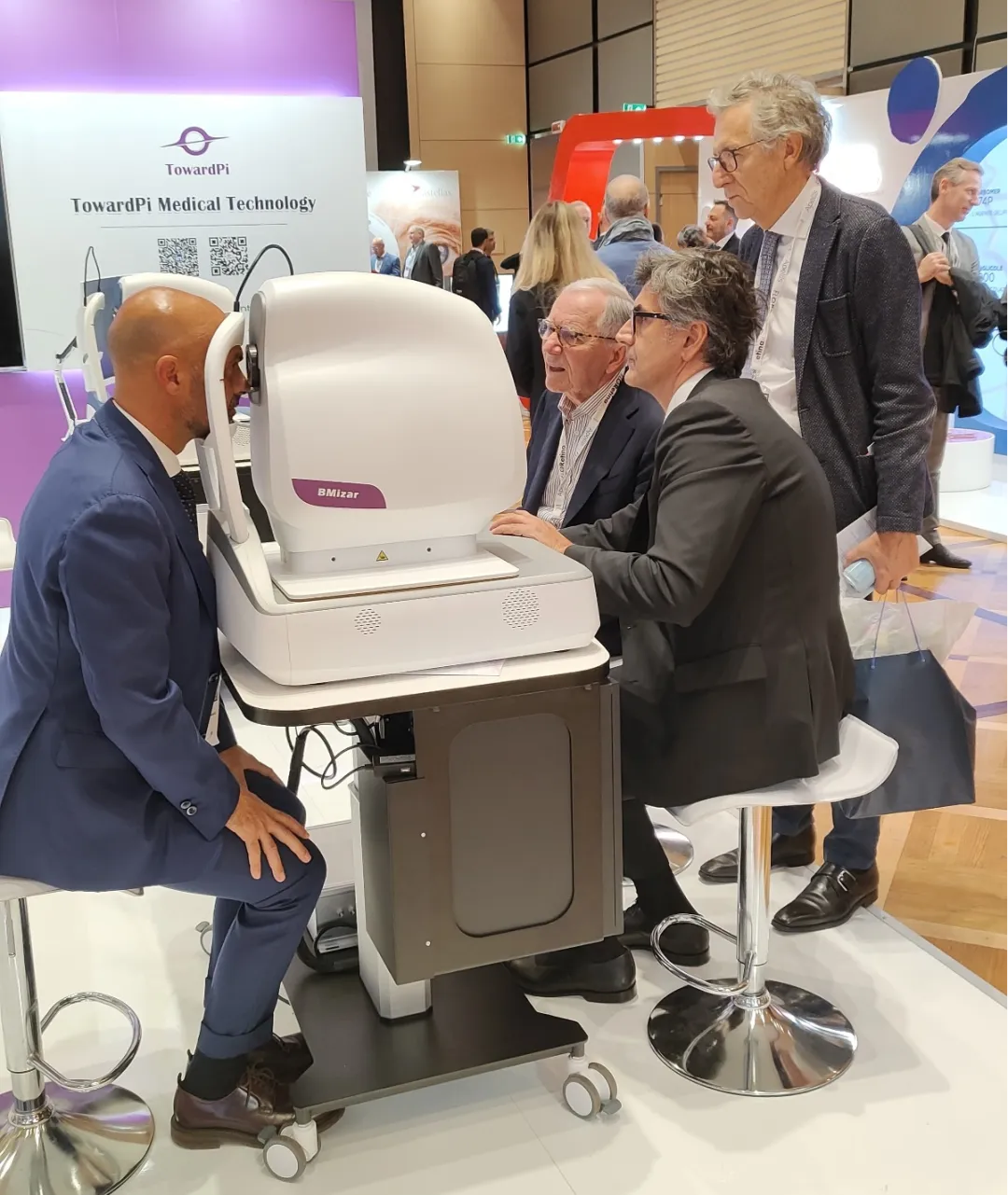 Exhibition, lecture, teaching, selection...TowardPi Medical shines at ...